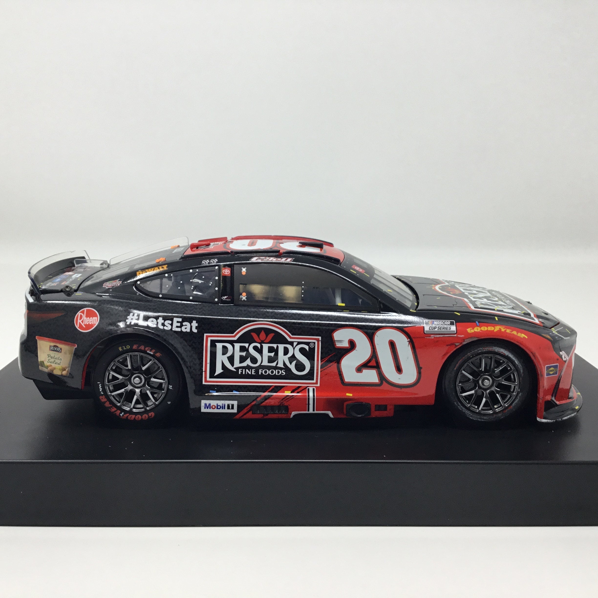 Christopher Bell 2025 Reser's Phoenix Race Win Elite 1:24 Diecast ...